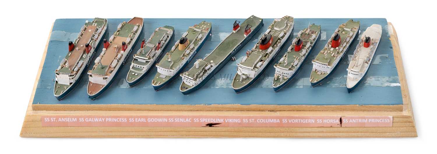 Lot 158 - A REGINALD CARPENTER CASED SET OF NINE
