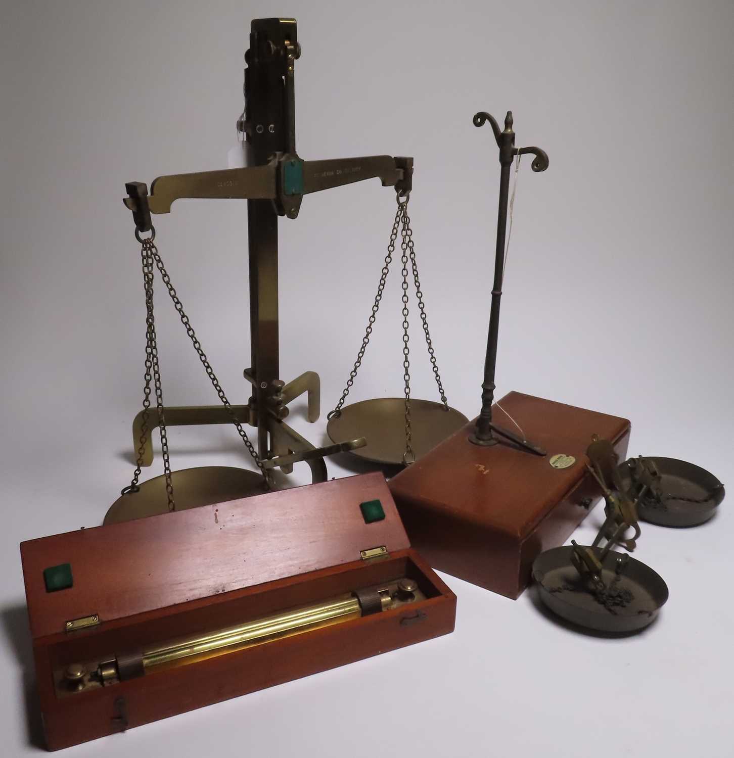 Lot 7 - A 19TH CENTURY PORTABLE BEAM SCALE BY CHARLES